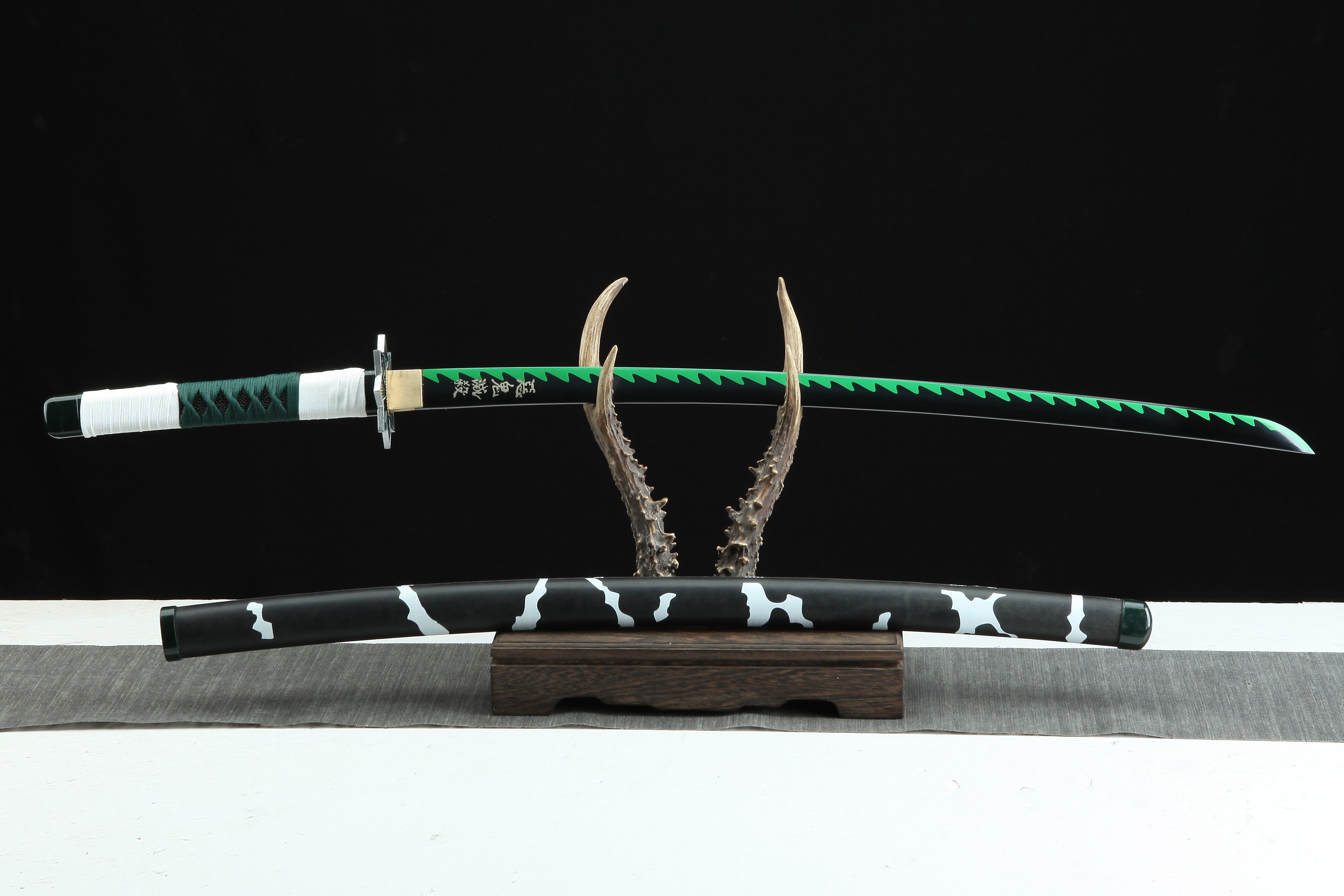 1:1 Replica Sanemi Shinazugawa Leather Sheath Katana | Demon Slayer Sw ...